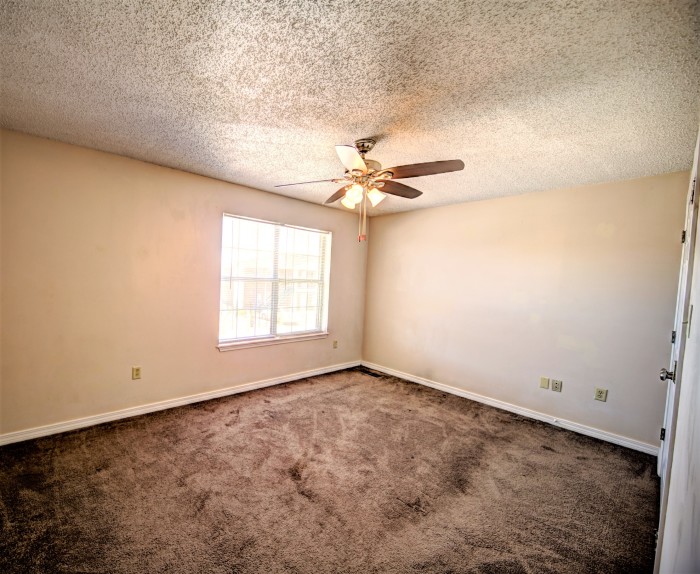 Welch Estate | 2/1.5